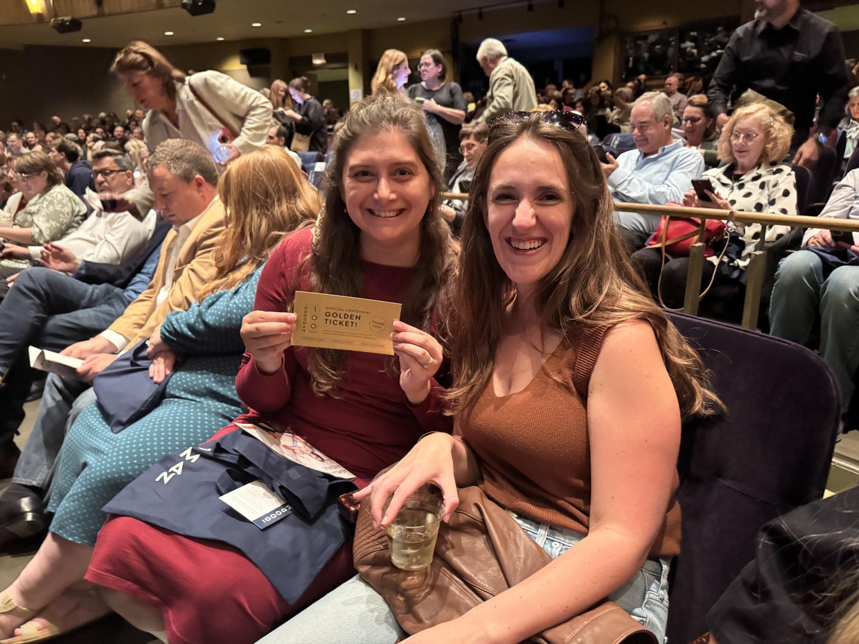 Goodman Theatre offers commemorative gifts as new play "Ashland Avenue ...