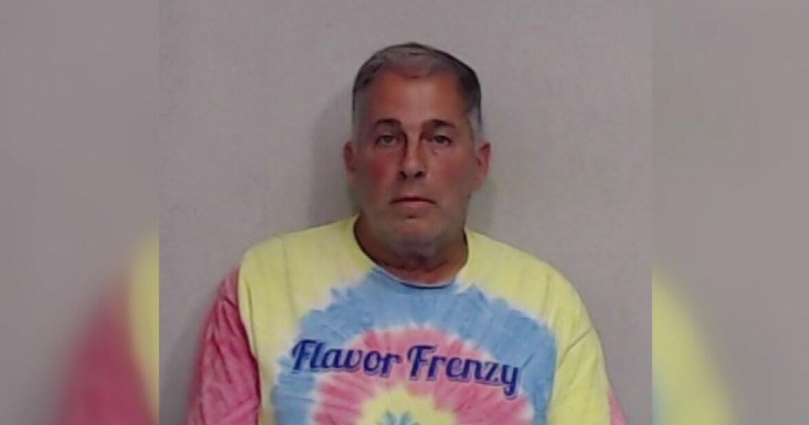 Woman sues Addison ice cream shop owner for secretly recording her undressing in restroom - CBS ...