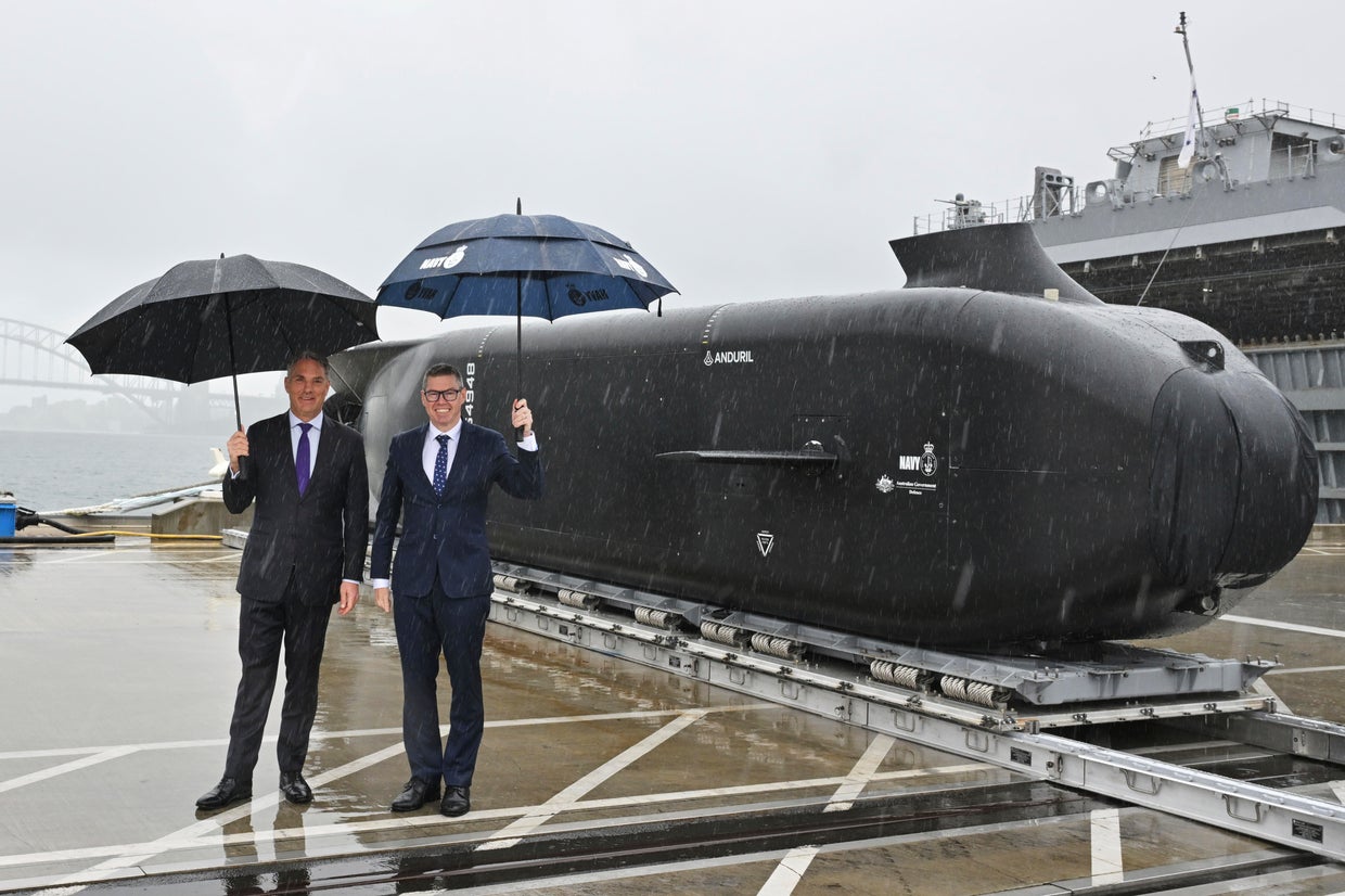 Australia to deploy fleet of underwater attack drones dubbed "Ghost Sharks" - CBS News