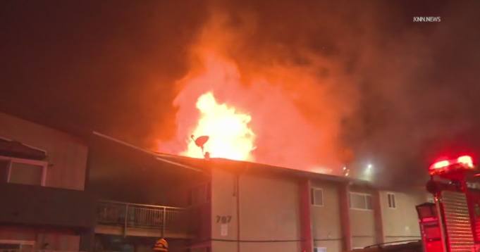 Pomona apartment building fire displaces 15, destroys multiple units - CBS Los Angeles