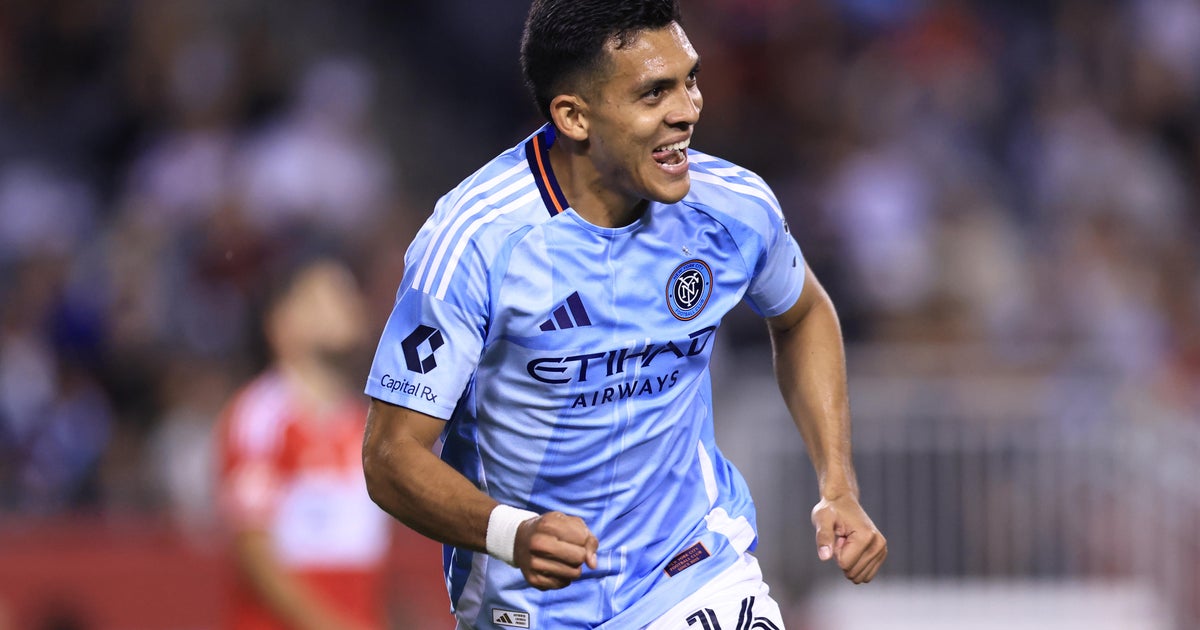 Alonso Martínez scores go-ahead goal in NYCFC's 3-1 victory over Fire ...