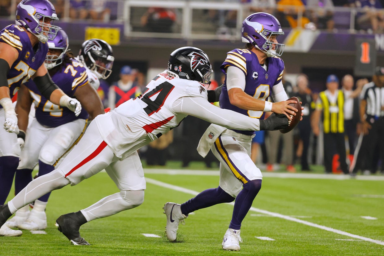 Falcons trample McCarthy and Vikings 22-6 behind Robinson's running ...