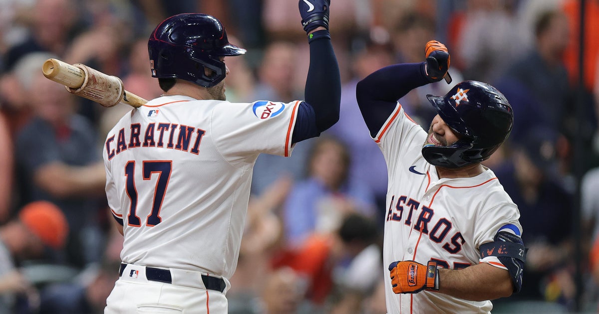Astros sweep Rangers 5-2, take AL West lead - CBS Texas