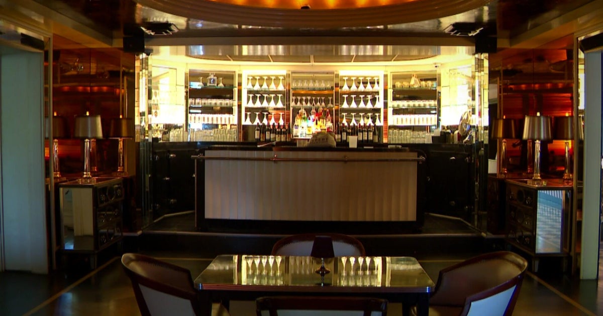 Historic Commodore Bar reopens in St. Paul after five years - CBS Minnesota