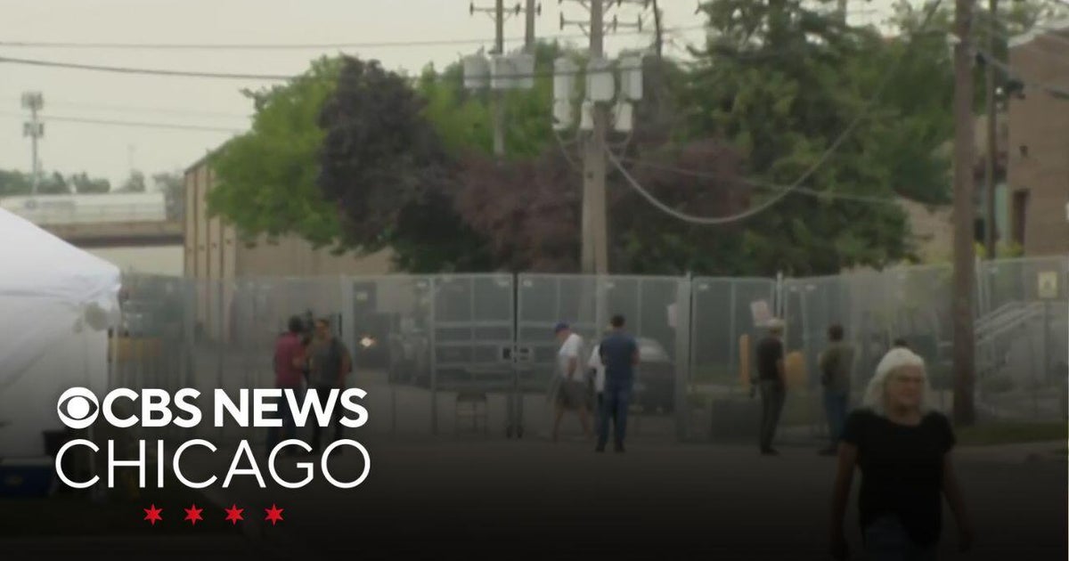 New security measures outside Broadview ICE facility amid protests ...