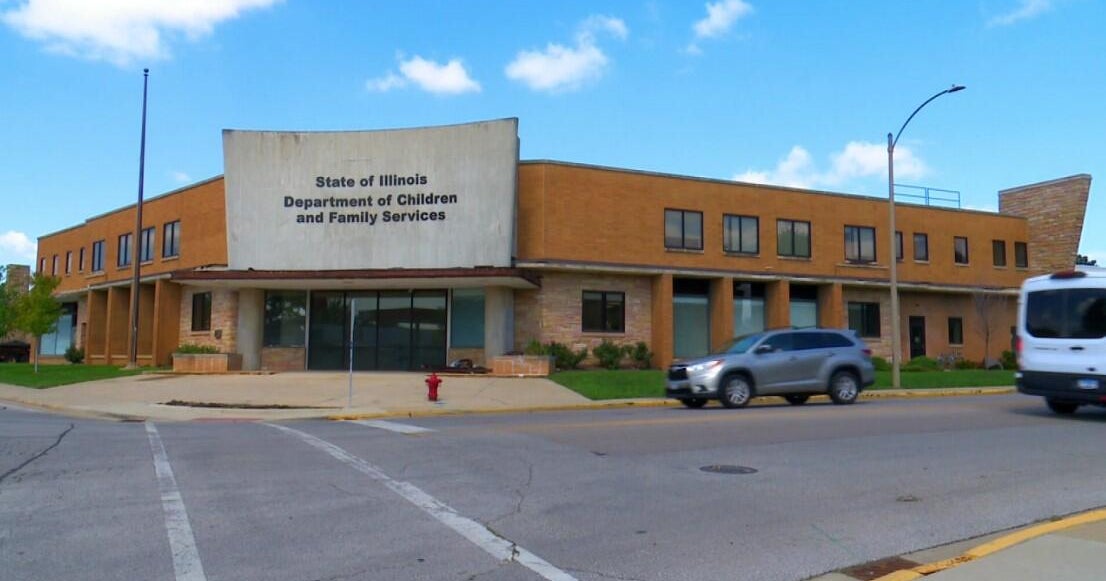 Illinois lawmaker, parent question state's use of Child and Family ...