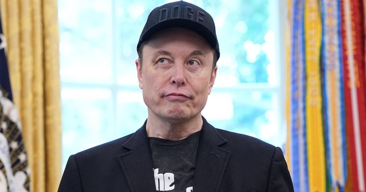 Trump administration rehires hundreds laid off during DOGE cuts - CBS News