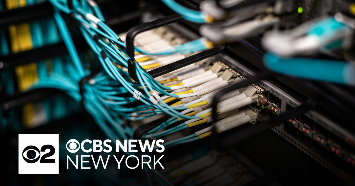Secret Service dismantles illegal criminal telecom threat - CBS New York