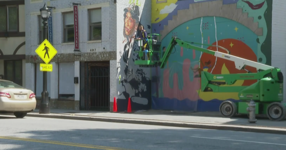 New midtown mural brings Shakespeare's literature to life - CBS Atlanta