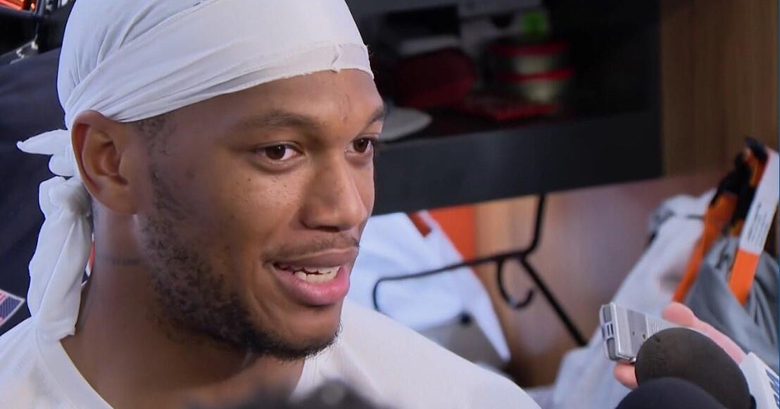 Wide receiver DJ Moore happy to keep up Bears' running back experiment ...