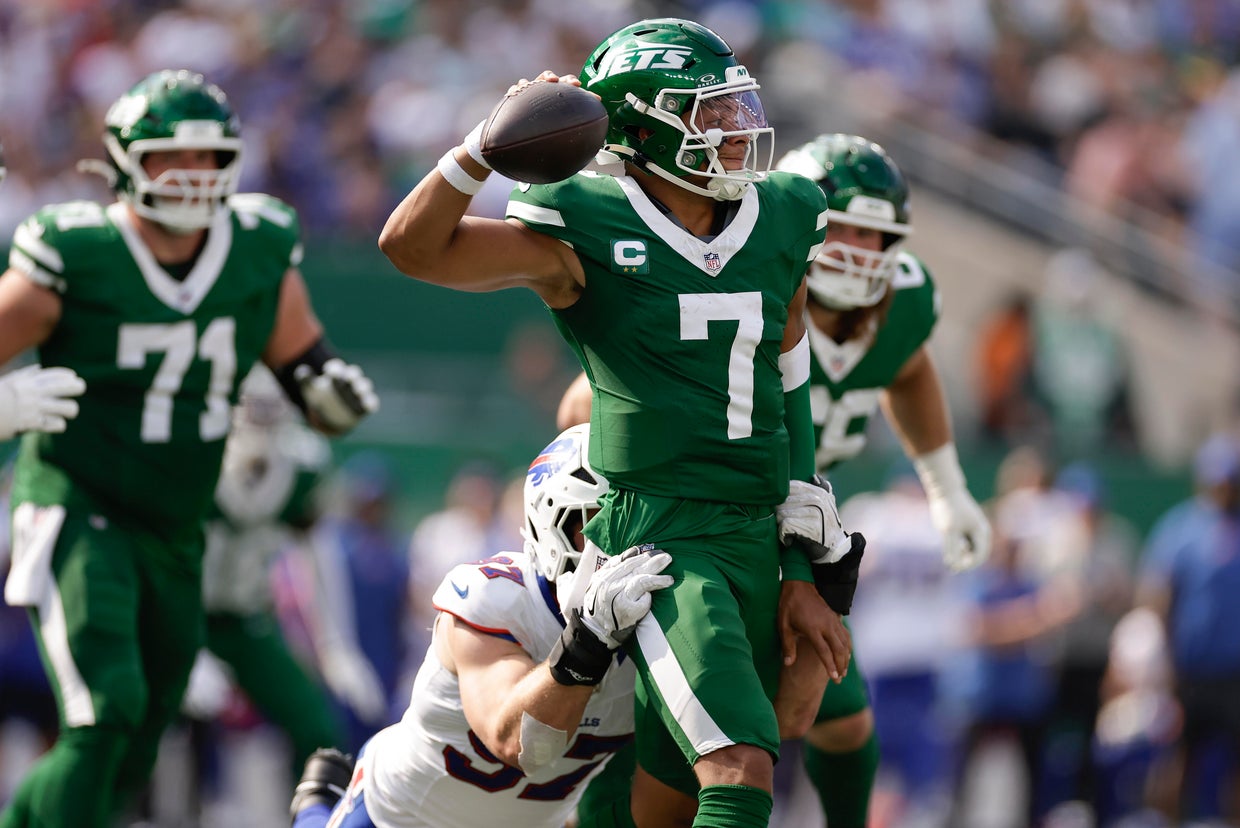 Justin Fields will start for Jets against Dolphins after clearing concussion protocol - CBS New York