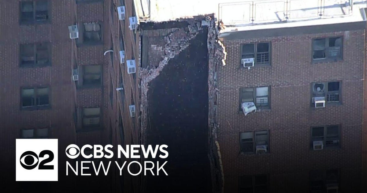 Witness describes Bronx partial building collapse: "You heard a loud boom" - CBS New York