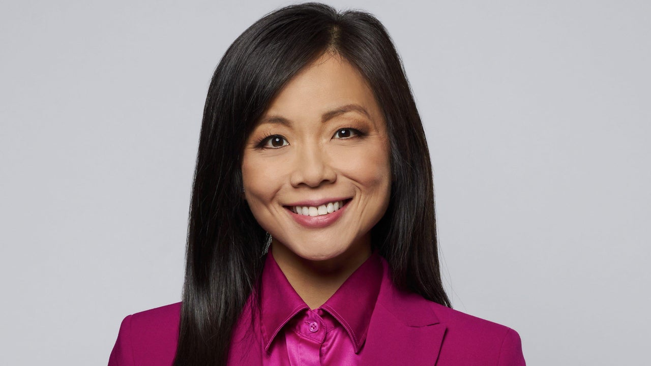 CBS News Team - Anchor & Correspondent Bios - CBS News