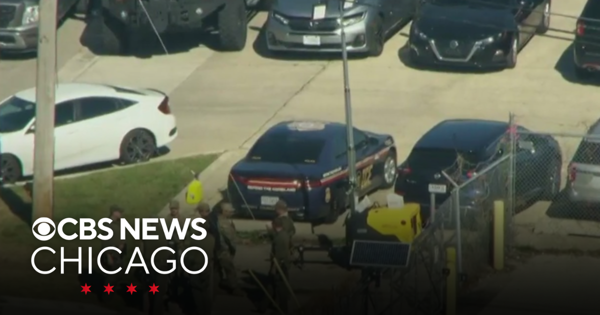 National Guard troops are now at Broadview, Illinois ICE facility - CBS ...