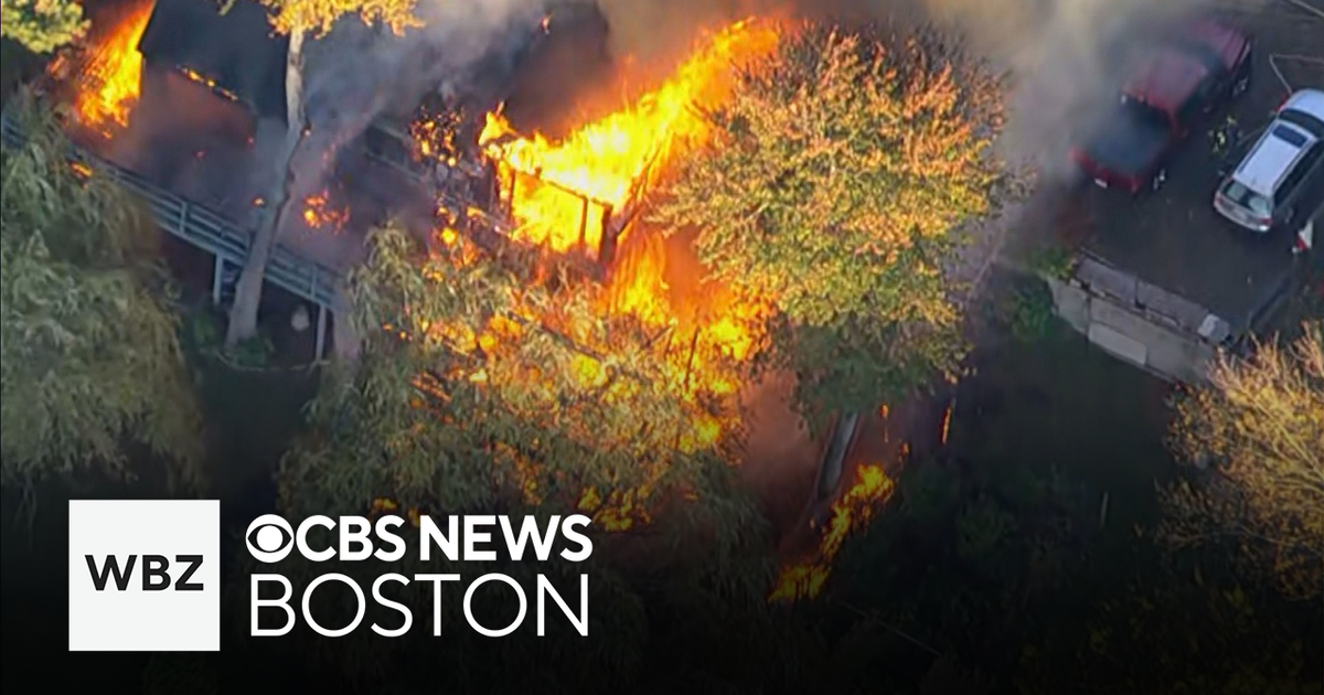 Fire destroys waterfront home in Groton - CBS Boston