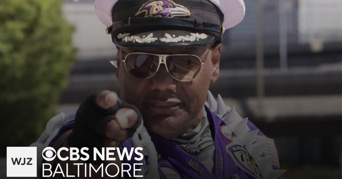 Hundreds attend vigil for Baltimore Ravens superfan “Captain Dee-Fense ...