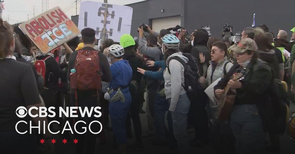 Protesters arrested at Broadview ICE facility in first major ...