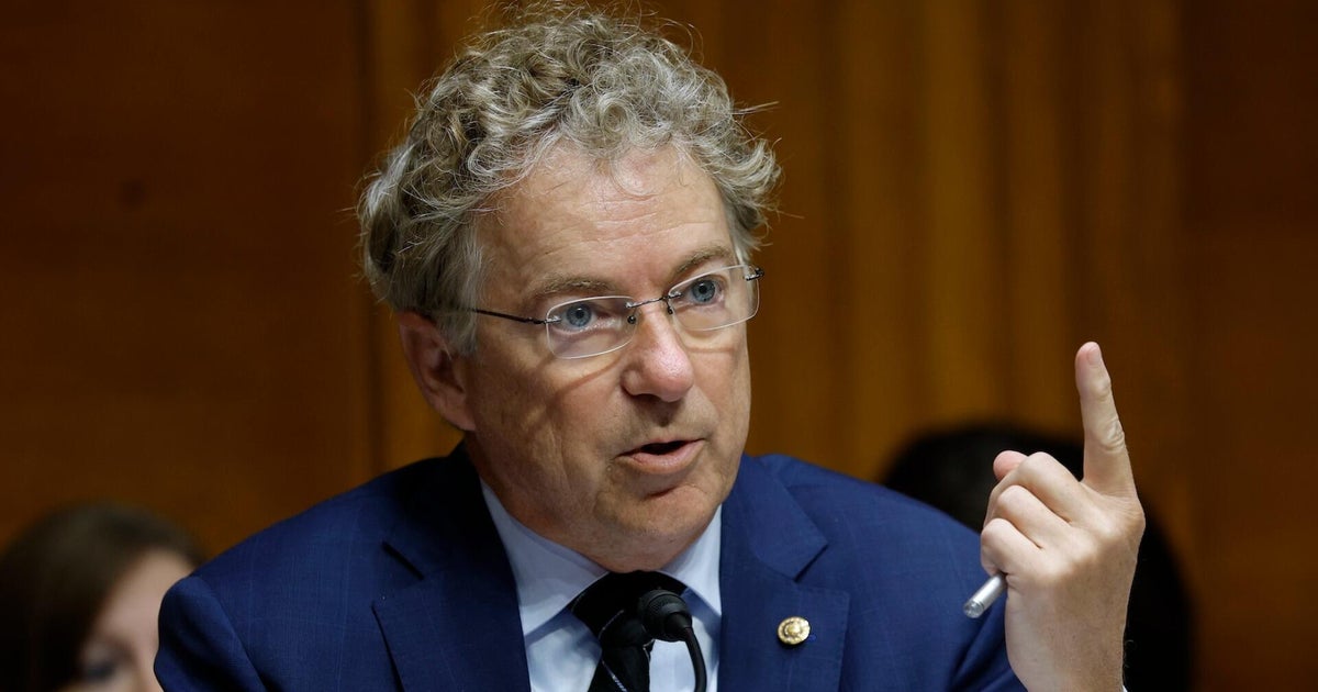 Lawmakers react to Trump's continued strikes on alleged drug boats in the Caribbean - CBS News