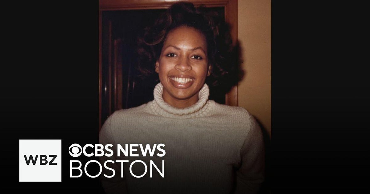 New episode of "48 hours" delves into cold case of Robin Lawrence in ...