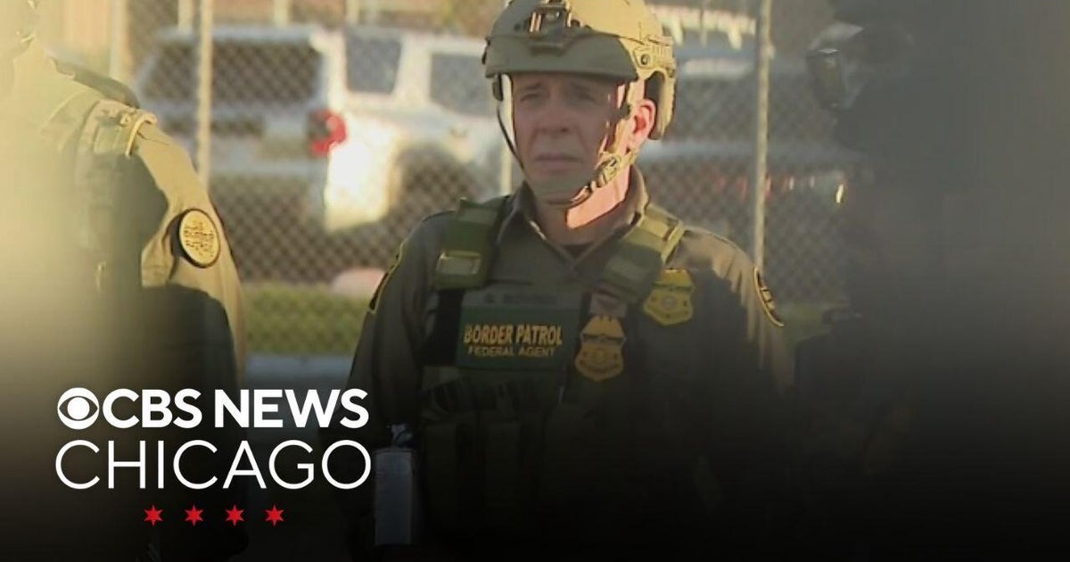 Questions persist over federal agents' use of tear gas in Chicago area ...