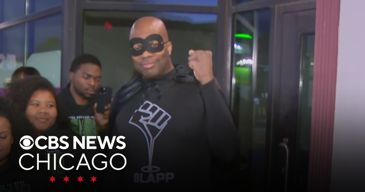 Cash mob takeover in Chicago - CBS Chicago