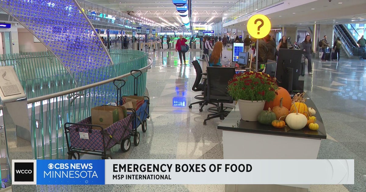 Emergency food boxes at MSP Airport helping federal workers - CBS Minnesota
