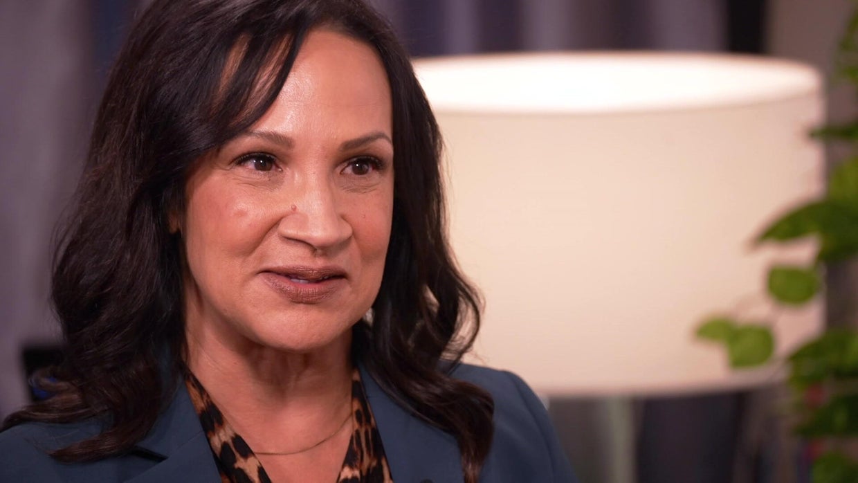 Republican Minnesota House Speaker Lisa Demuth jumps in the governor's ...