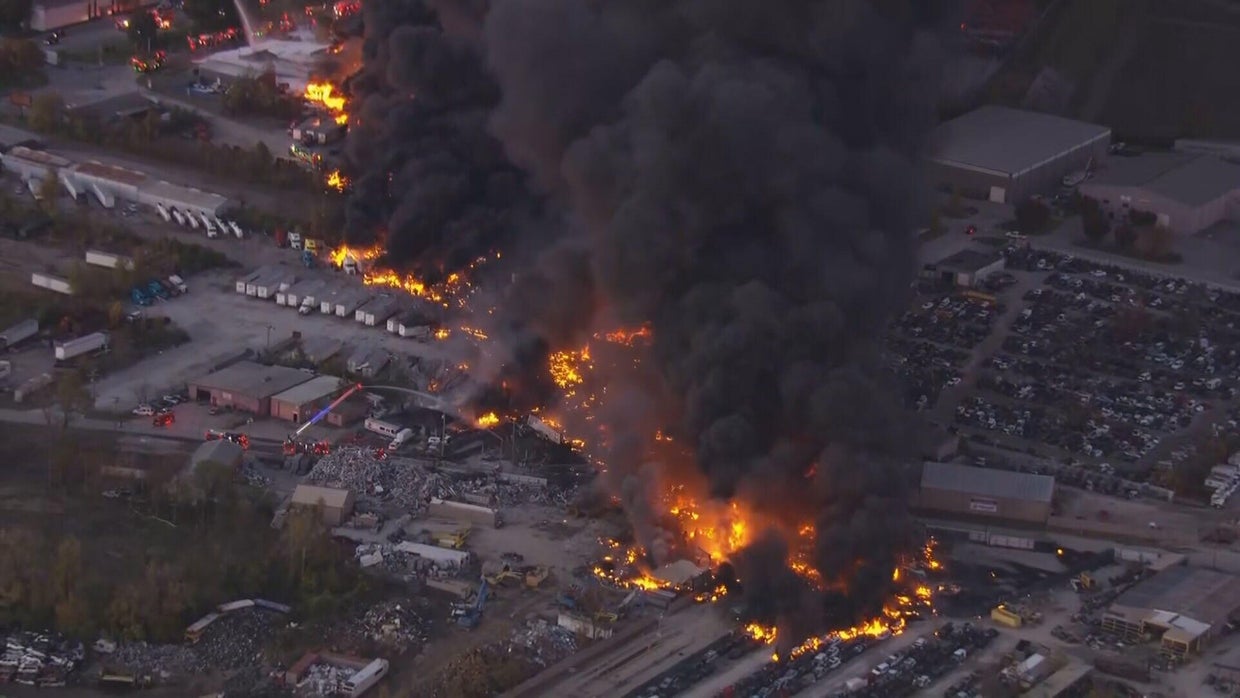 UPS plane crash witnesses recall "explosion after explosion," melted ...