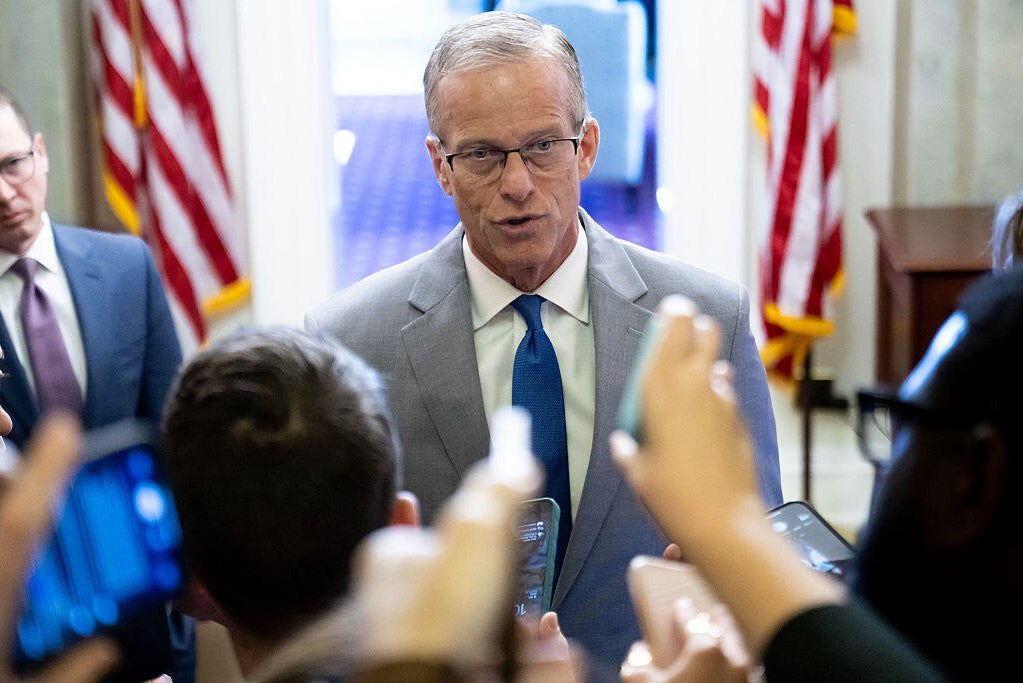Government shutdown drags on as Senate GOP eyes key Friday vote