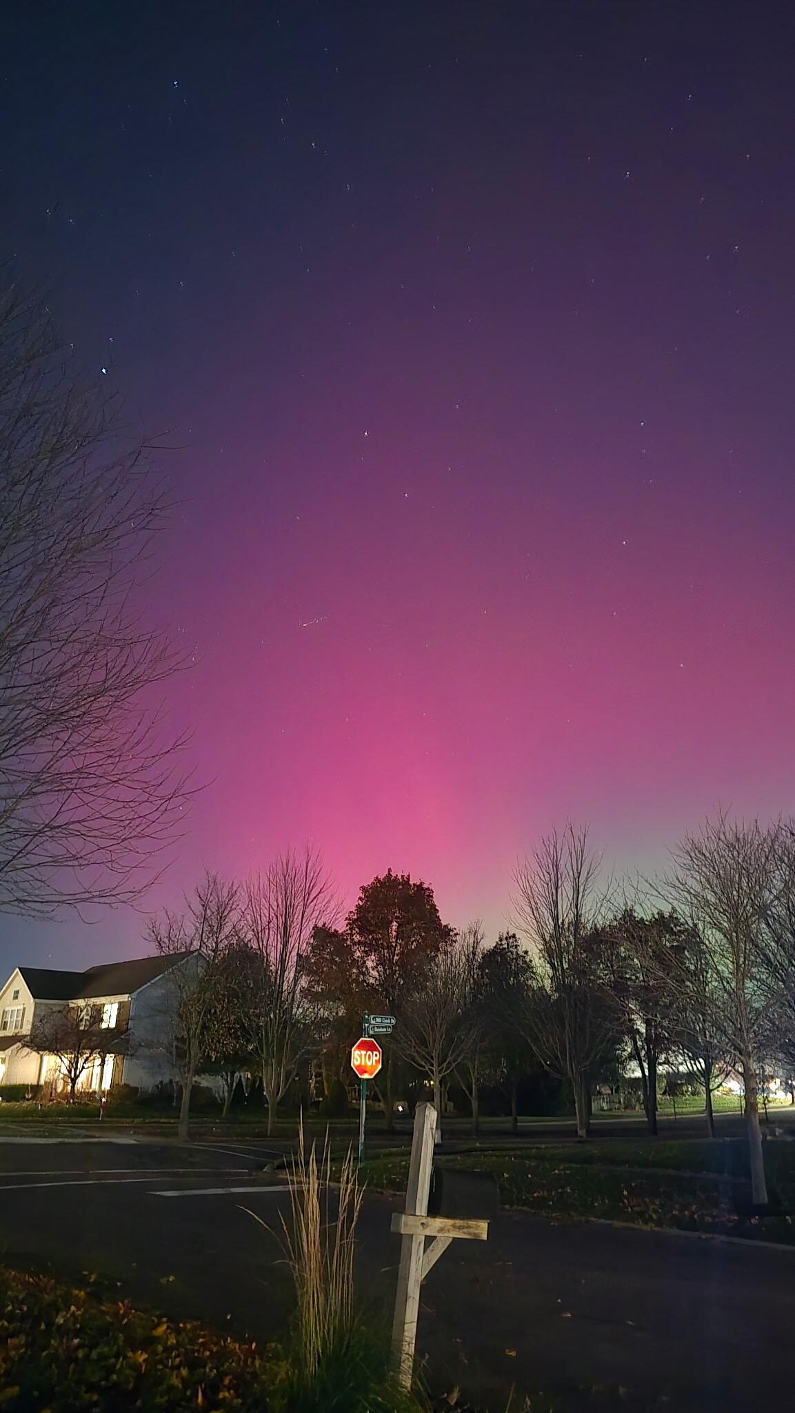 Chicago area bathed in northern lights