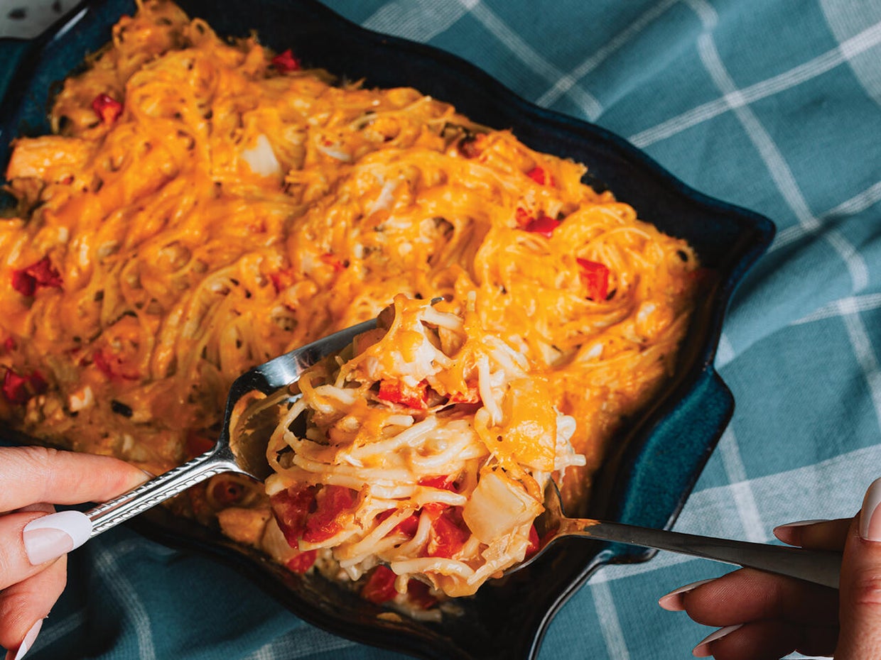 Recipe: Spaghetti Chicken Casserole, from "To Die For" - CBS News