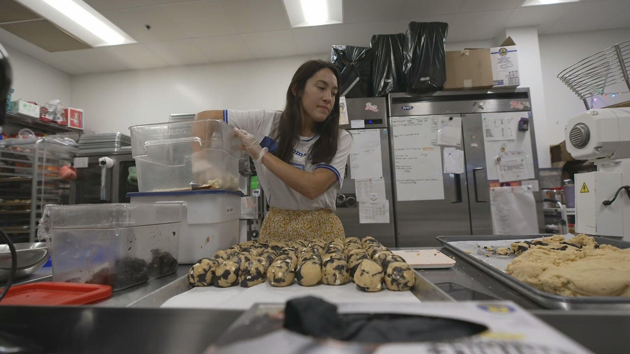 Woman who became U.S. citizen this year temporarily closes bakery in ...