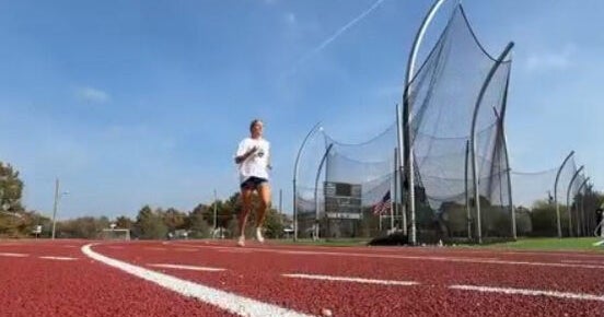 North Texas teen overcomes spinal surgery to run in BMW Dallas Marathon ...