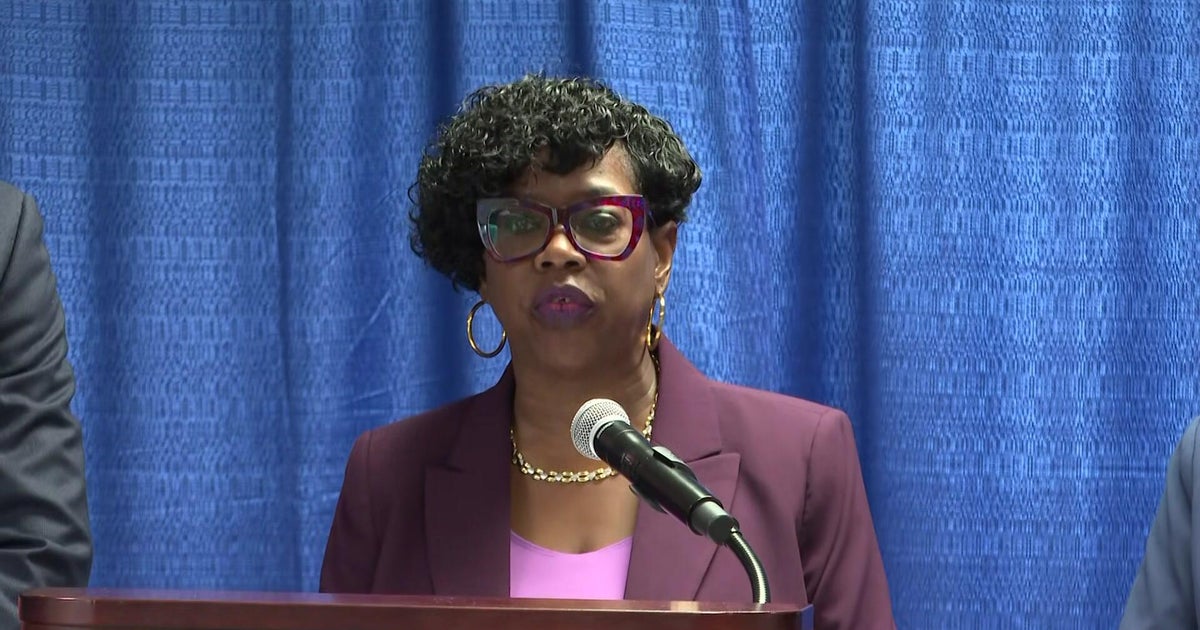 5 arrested in alleged Bronx gunpoint robbery spree - CBS New York