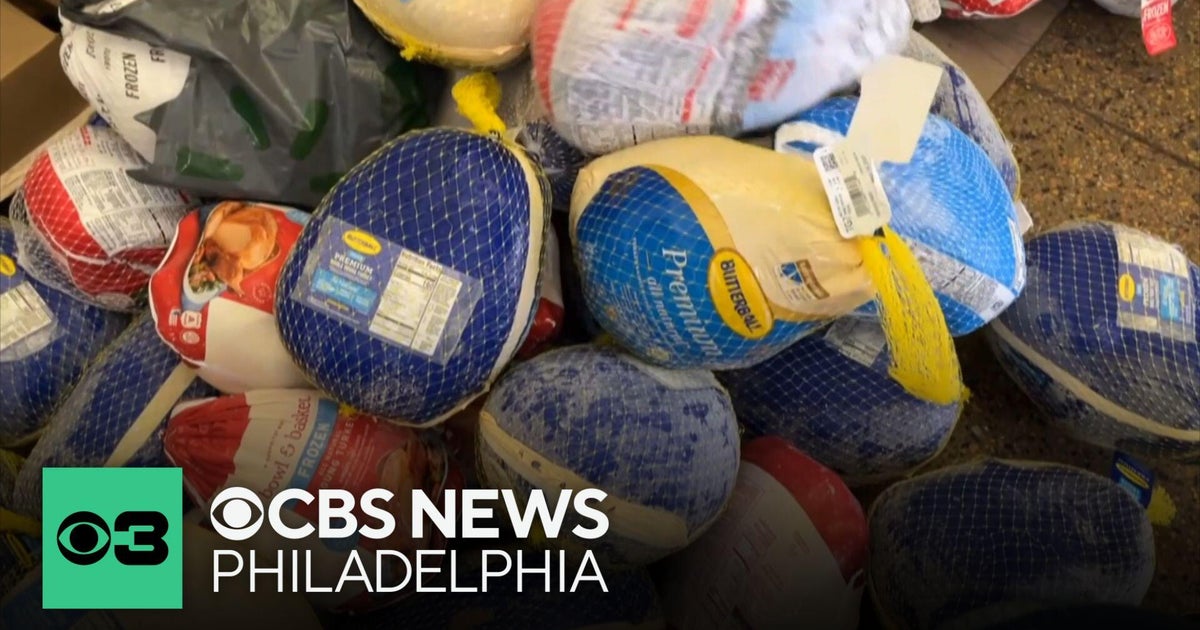 Chosen 300 Ministries gives back to community ahead of Thanksgiving in ...