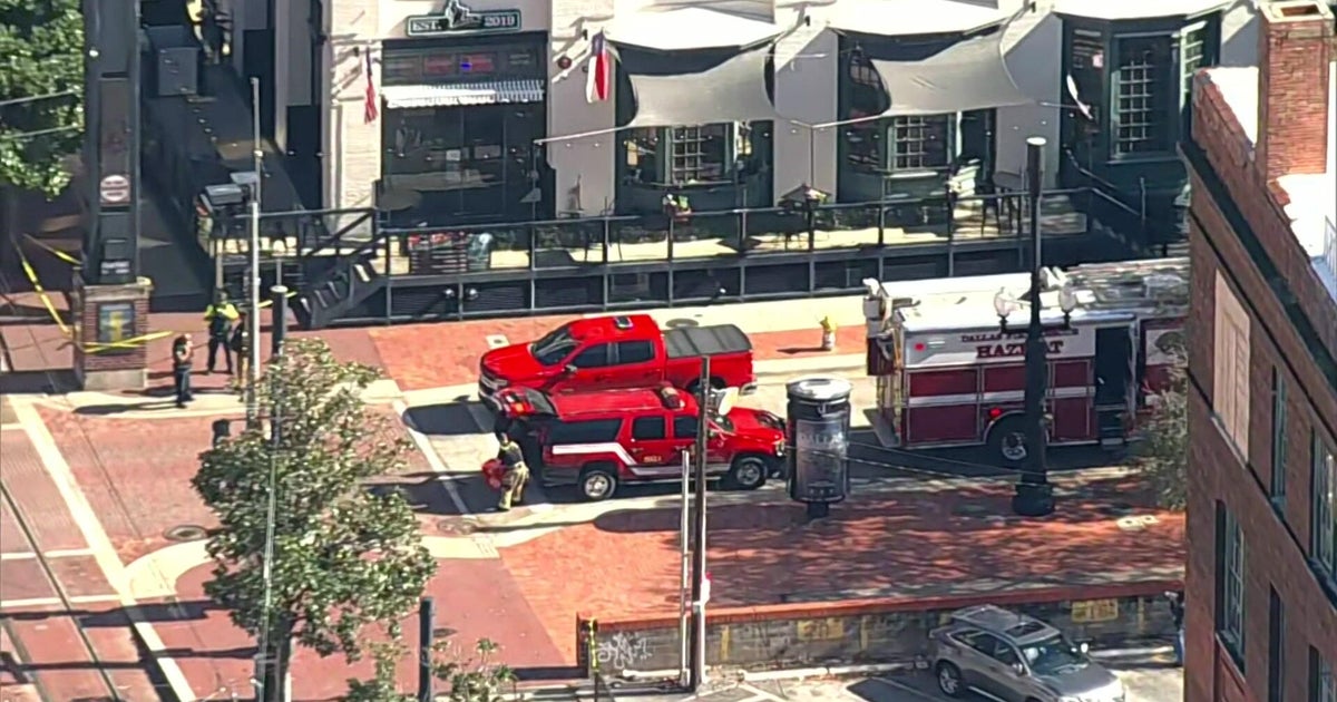 Gas leak evacuates hundreds in Dallas' West End; one building yet to ...