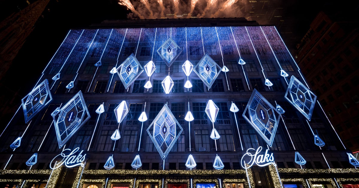 Saks Fifth Avenue holiday light show debuts for 2025 after NYC ...