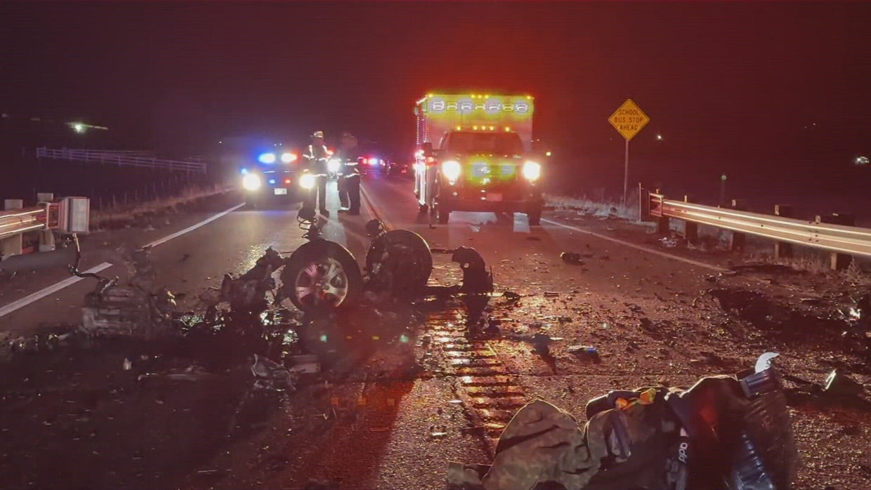 5 people dead in Highway 83 crash in Colorado, 2 injured - CBS Colorado