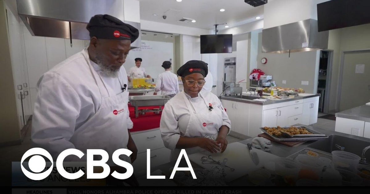 Koreatown kitchen helps people in need get training for hospitality ...