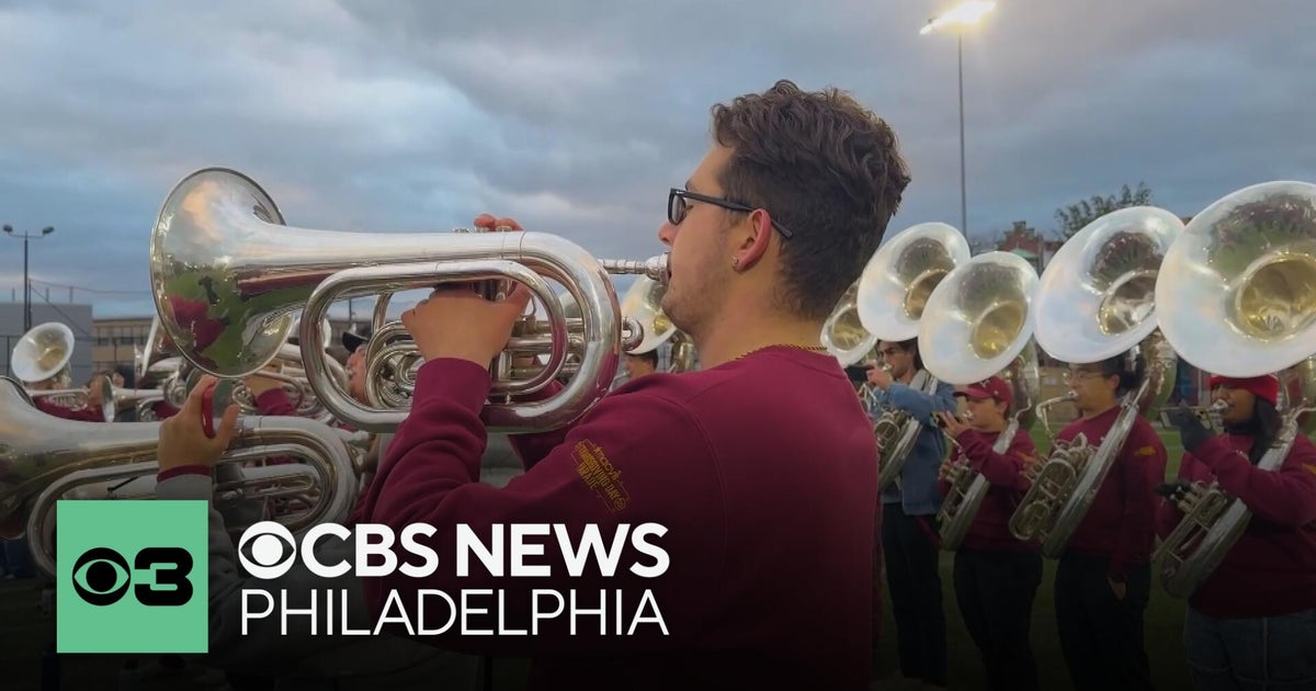 Temple University Diamond Marching Band takes part in Macy's ...