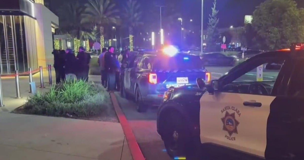 San Jose's Westfield Valley Fair Mall reopens after Black Friday ...