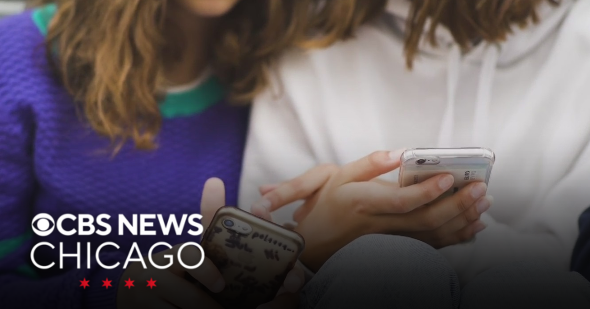 Study find smartphones pose health risk for younger people | Health ...