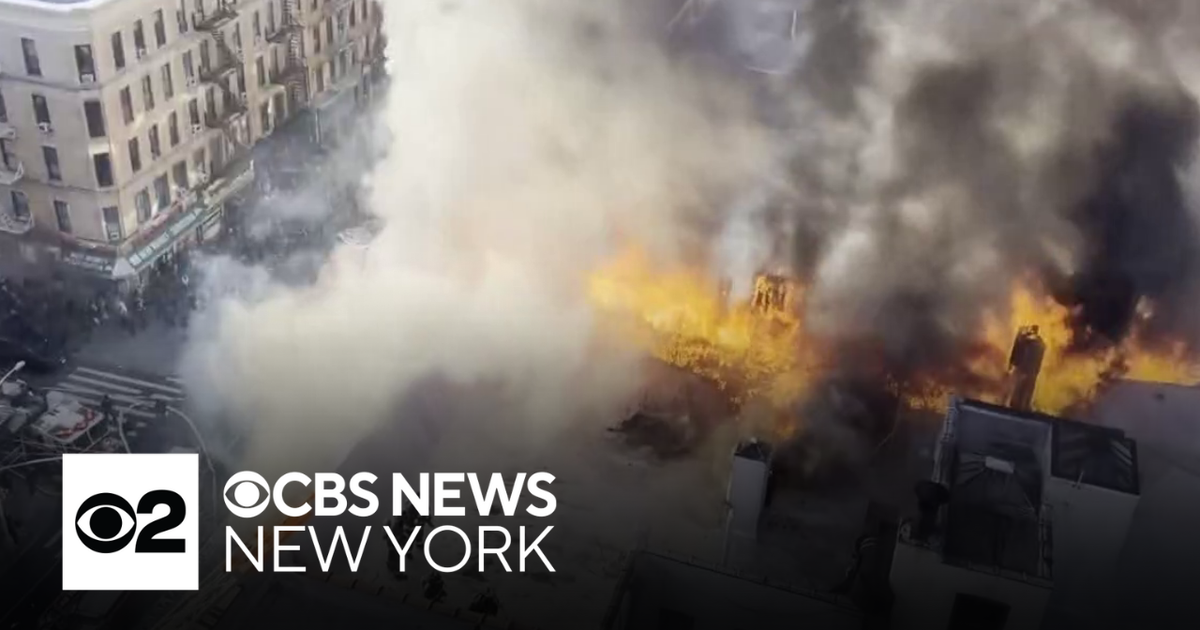 Upper West Side fire leaves dozens of families displaced - CBS New York