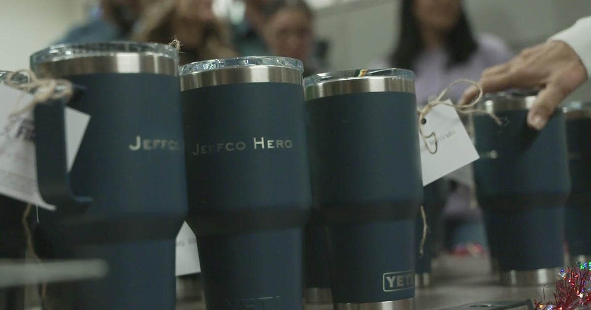 "Jeffco Hero" mugs given to Jeffco Public Schools resource officers ...