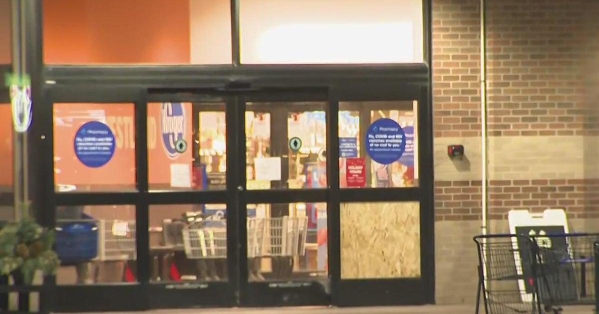 Salvation Army bell ringer fatally shot at Kroger store - CBS Detroit
