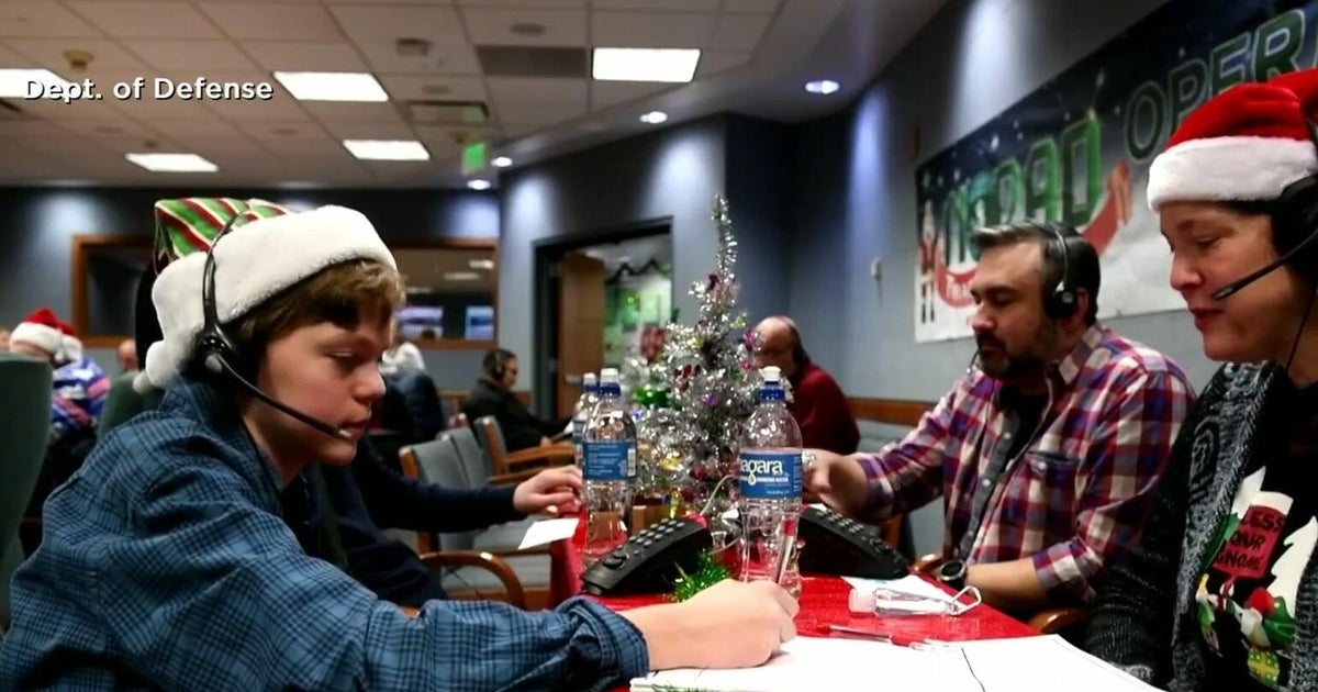 U.S. Armed Forces bracing for busy Christmas Eve tracking Santa and his ...