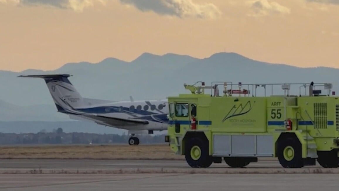 Plane makes safe emergency landing in Colorado without a pilot's help ...