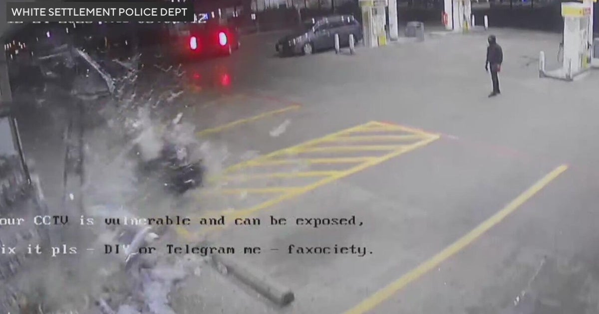 Video shows suspects use stolen SUV to rip out ATM, destroying North ...