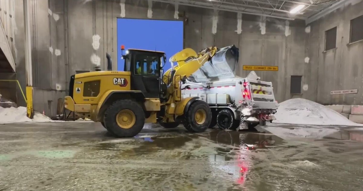 Road crews getting ready for rough weather - CBS Detroit