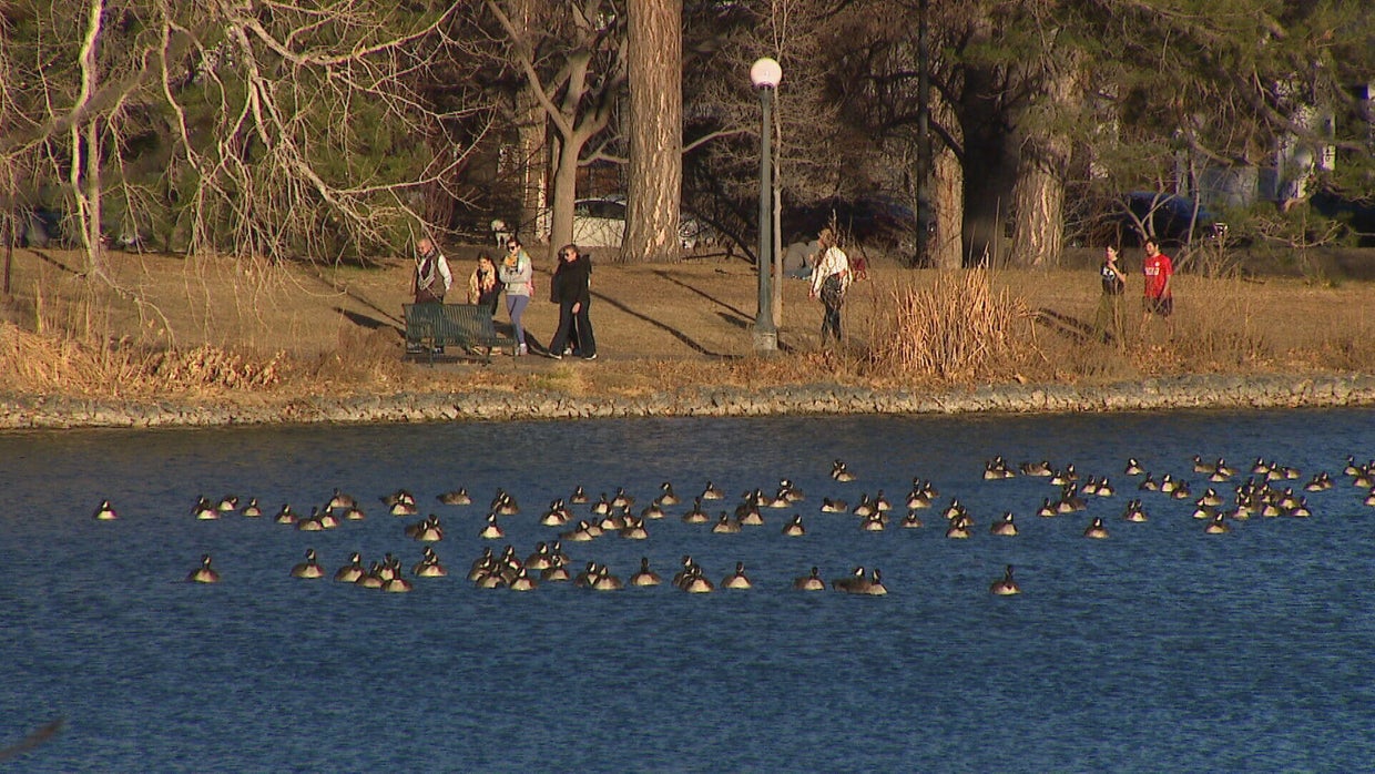 Coloradans make the best out of warm Christmas weather at local parks ...